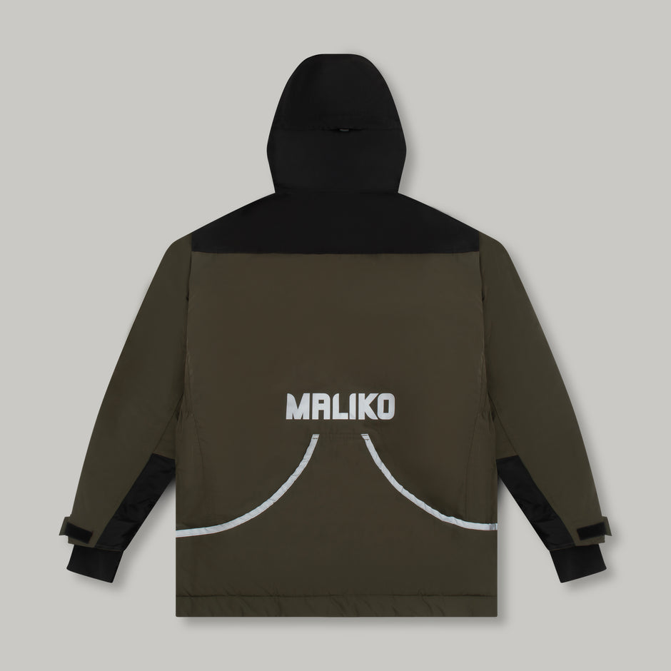 activewear for dog walking and outdoor adventures – MALIKO